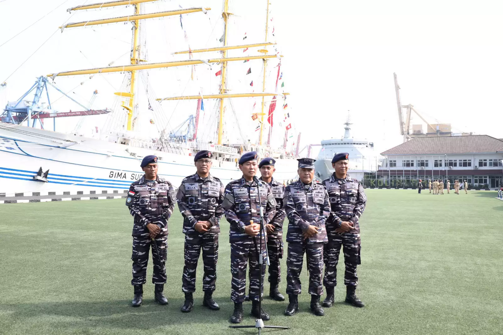 DANLANTAMAL III JAKARTA HADIRI ACARA PENYAMBUTAN PESERTA ASEAN-PLUS ...